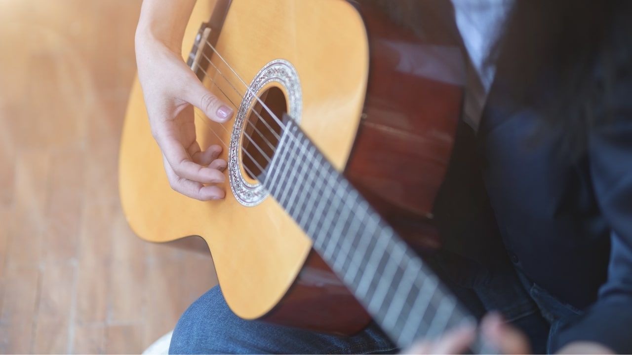 How To Write A Catchy Chorus - In 6 Practical Steps - Pro Music Lair